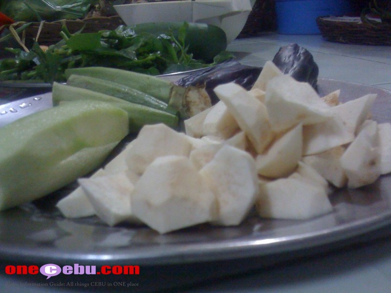 Utan Bisaya (Visayan Vegetable Soup) - OneCebu.com